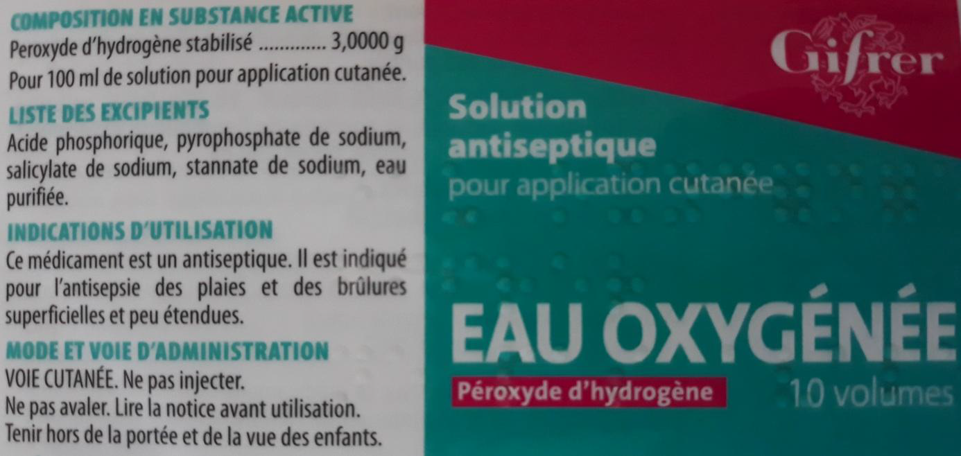 Un antiseptique : l’eau oxygénée